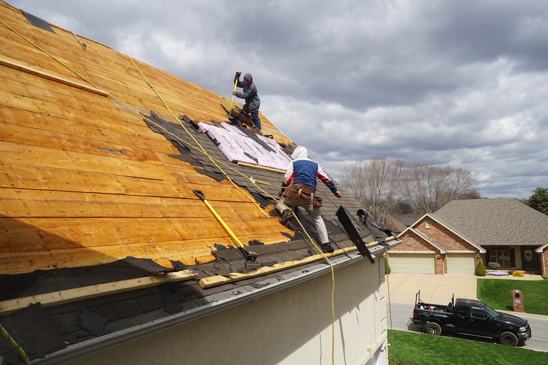 How to Protect Your Roof from Severe Weather - DGM News