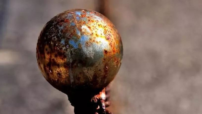 5 Effective Ways to Avoid Rusting on Metal Parts - DGM News